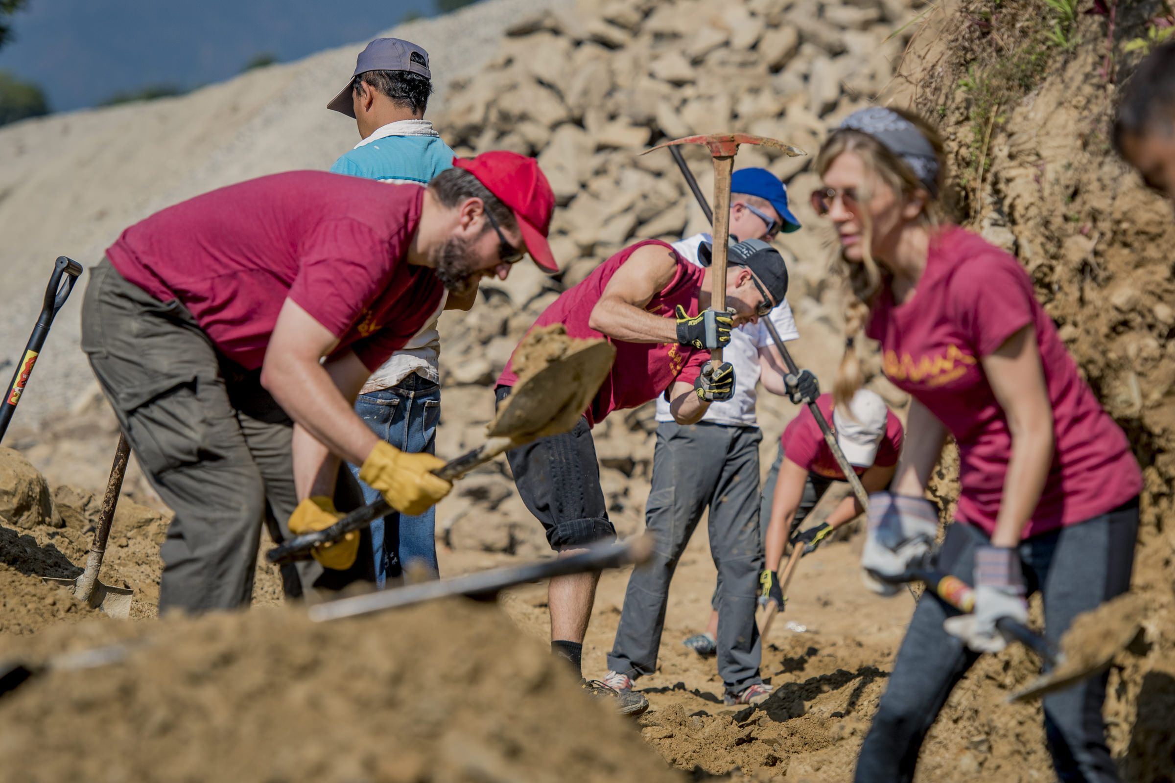Singular Humanitarian – empowering people. effecting change.